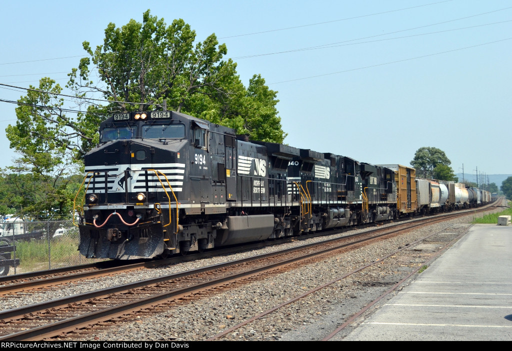 NS C40-9W 9194 leads 38G